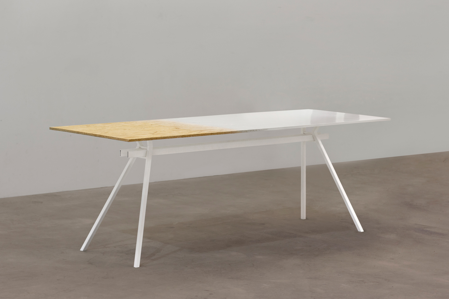 Janus table - Studio Veronika Wildgruber
